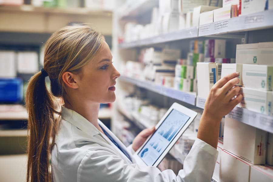 Top Places Pharmacy Technicians Work - The Praxis Institute